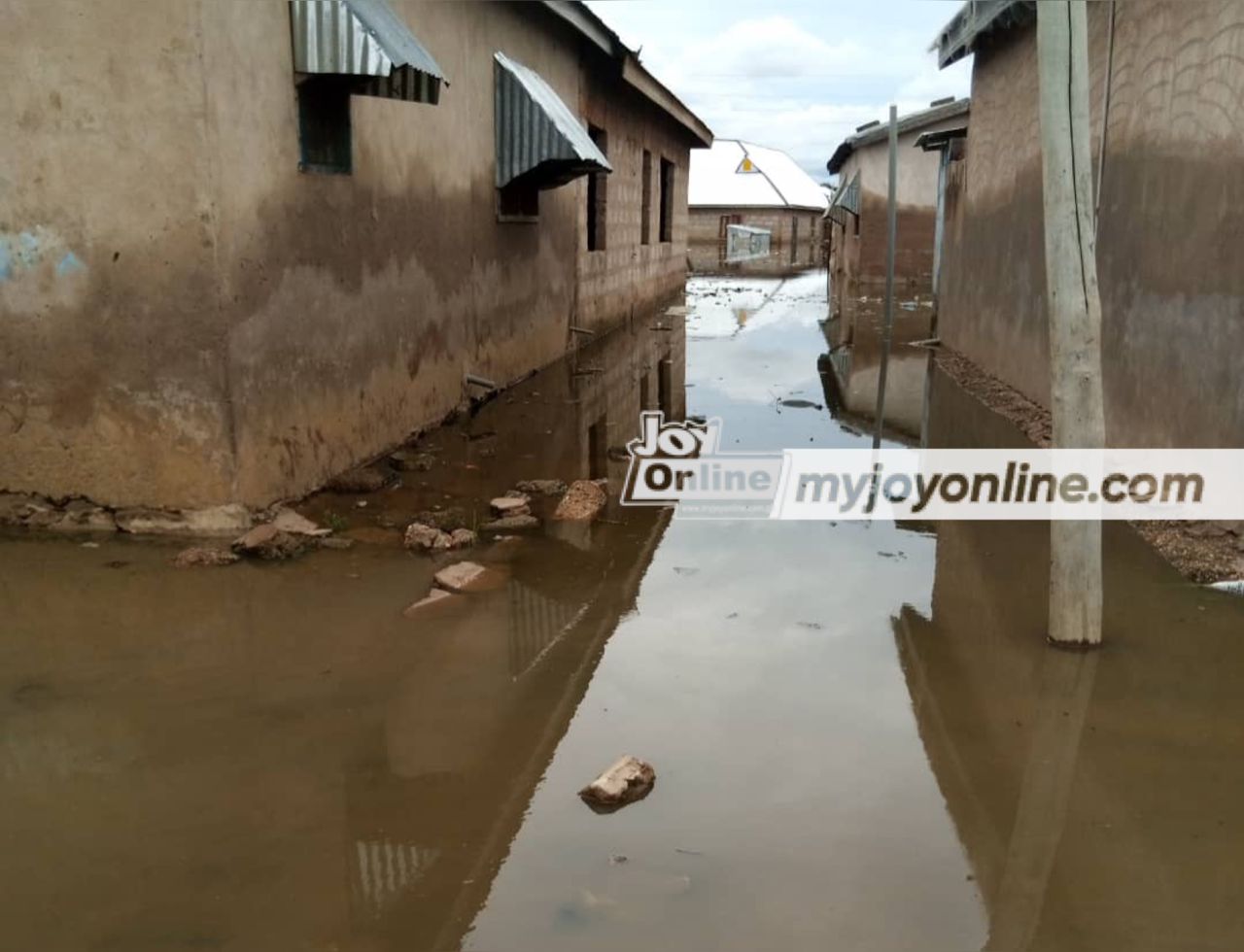 Buipe devastated by floods, about 1,500 residents displaced - Fafaa Fm